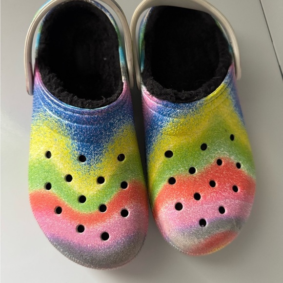 CROCS | Shoes | Crocs Colorful Spray Paint Kids Lined Clogs J 5 | Poshmark